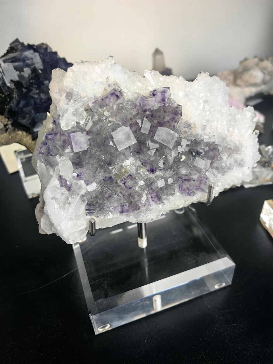 Natural Crystal Specimens - Exceptional Quality & Rarity – Crescent Cast